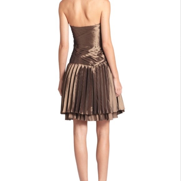 Halston Heritage | Dresses | Halston Heritage Strapless Pleated Taffeta ...